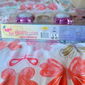 Be-Bratz.com | Portable Audio & Video | Bratz Speakers | Poshmark